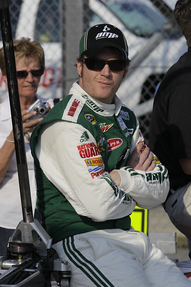 Dale Earnhardt Jr. takes drought to Darlington