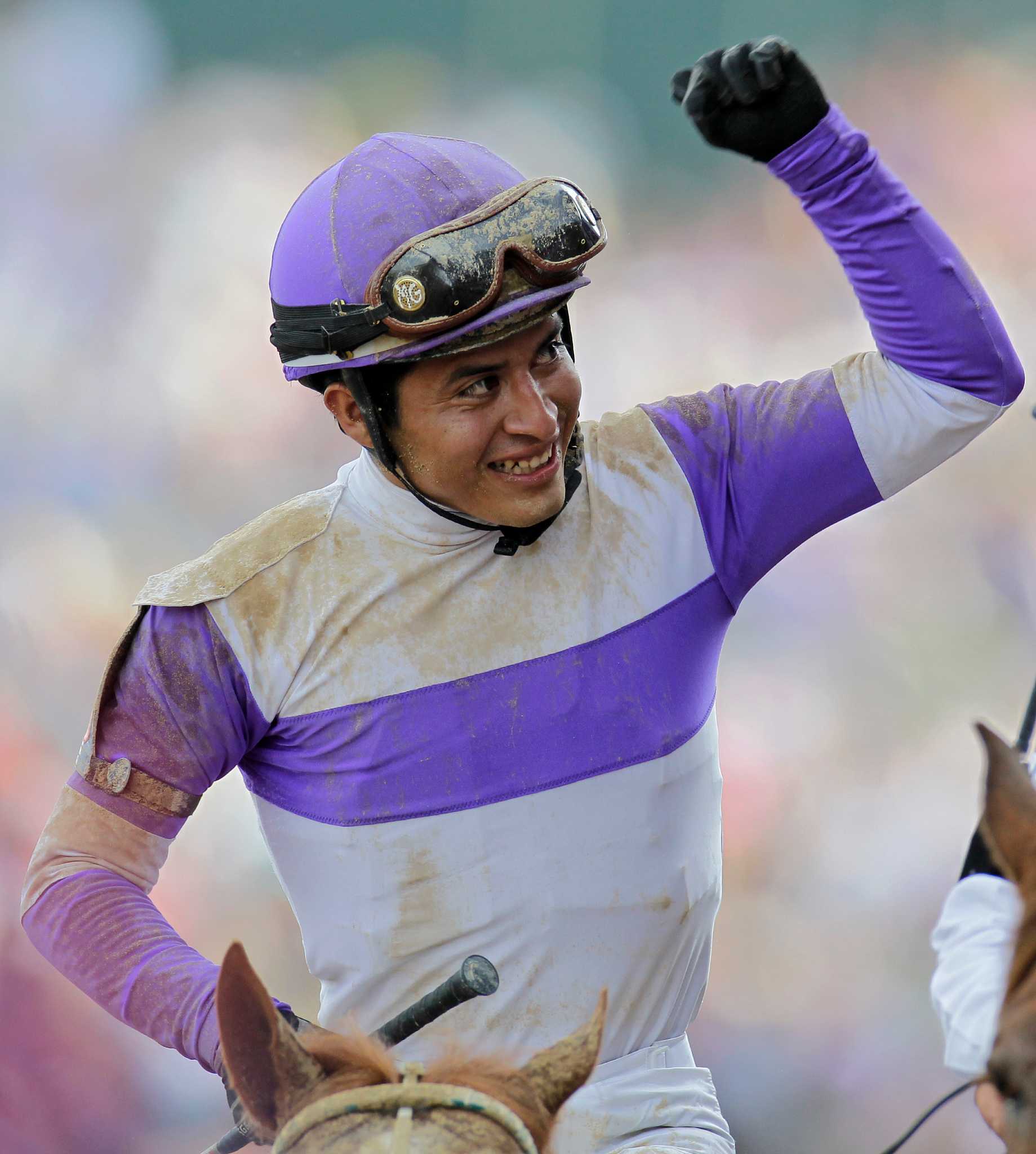 Mexicano brilla en el Kentucky Derby y sueña con la Triple Corona