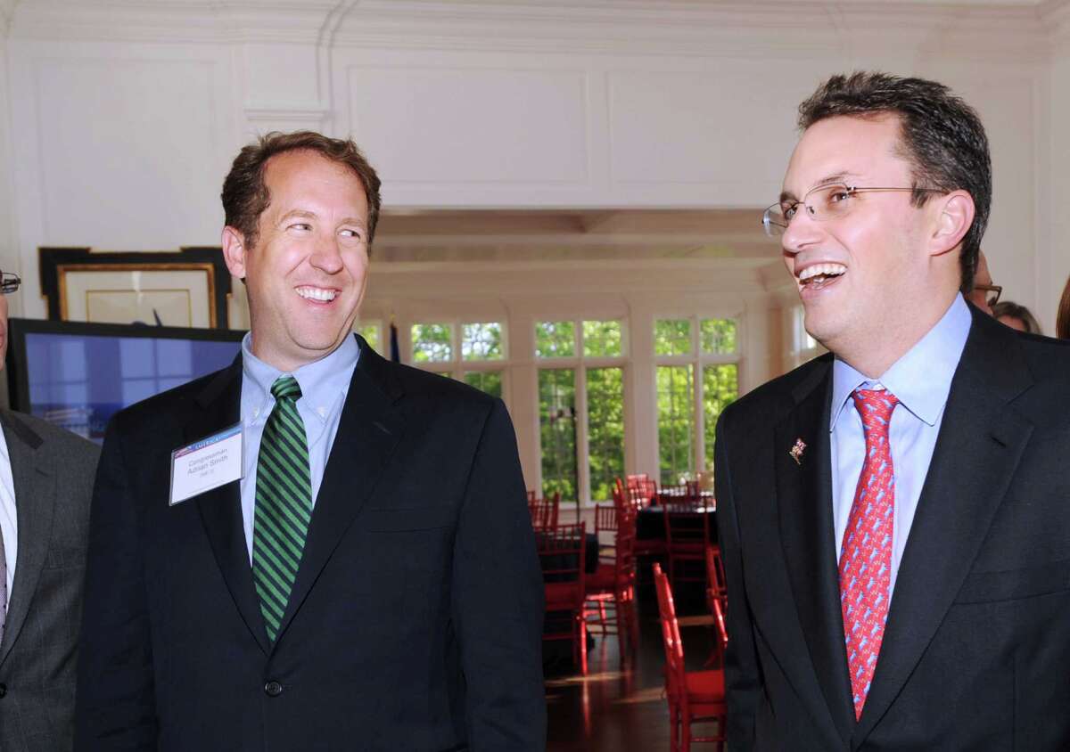 Political heavy hitters assemble at financier's mansion