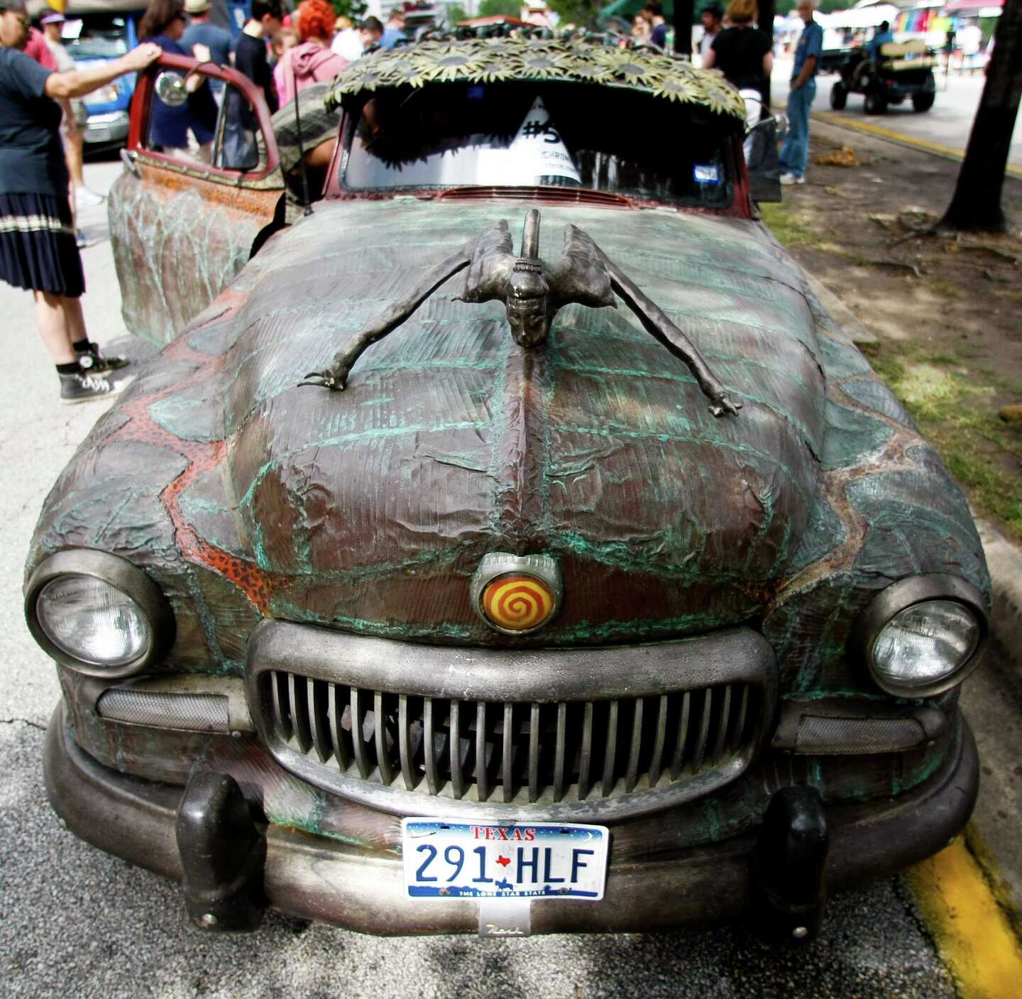 Art car parade lives up to wacky reputation