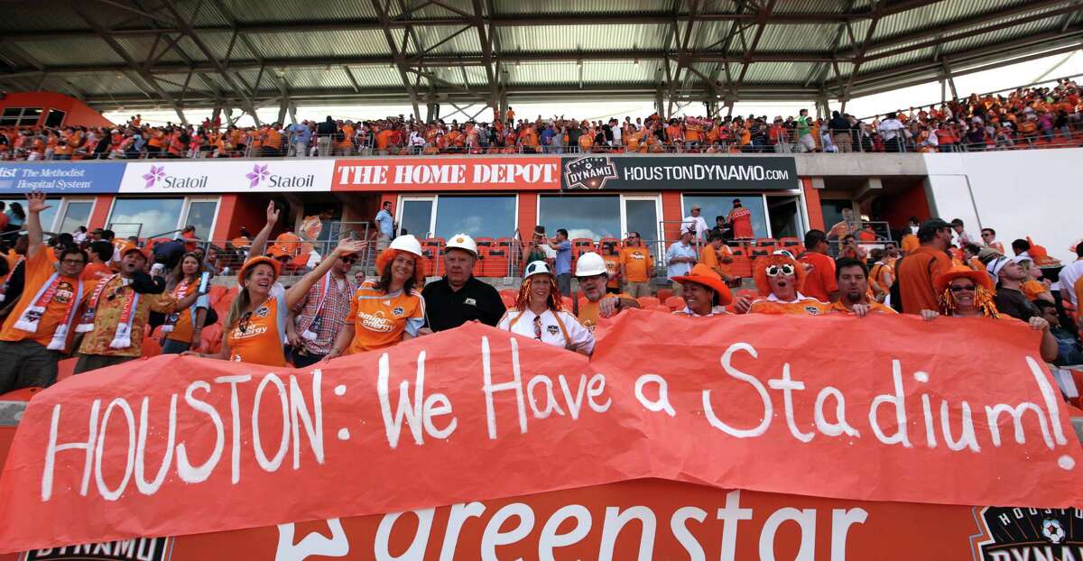 Long-awaited opening of Dynamo's stadium greeted with group hug