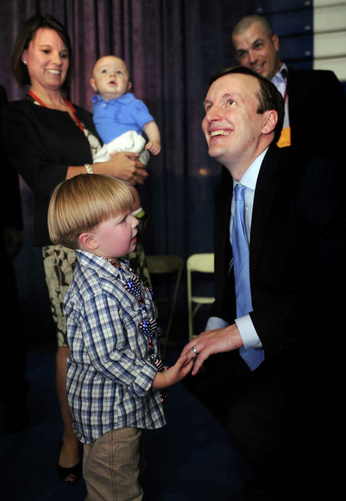 Democrats endorse Murphy for Senate race