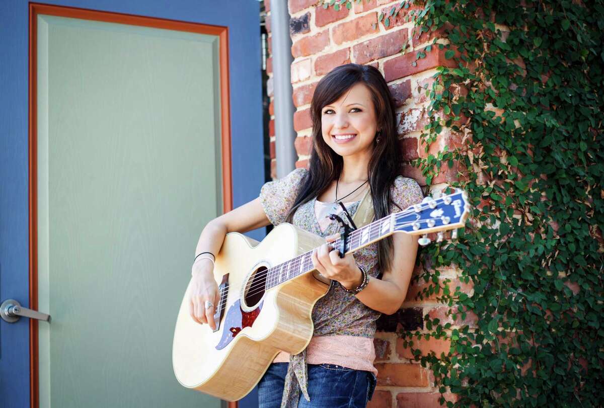 Savannah Berry: online today, on the charts tomorrow