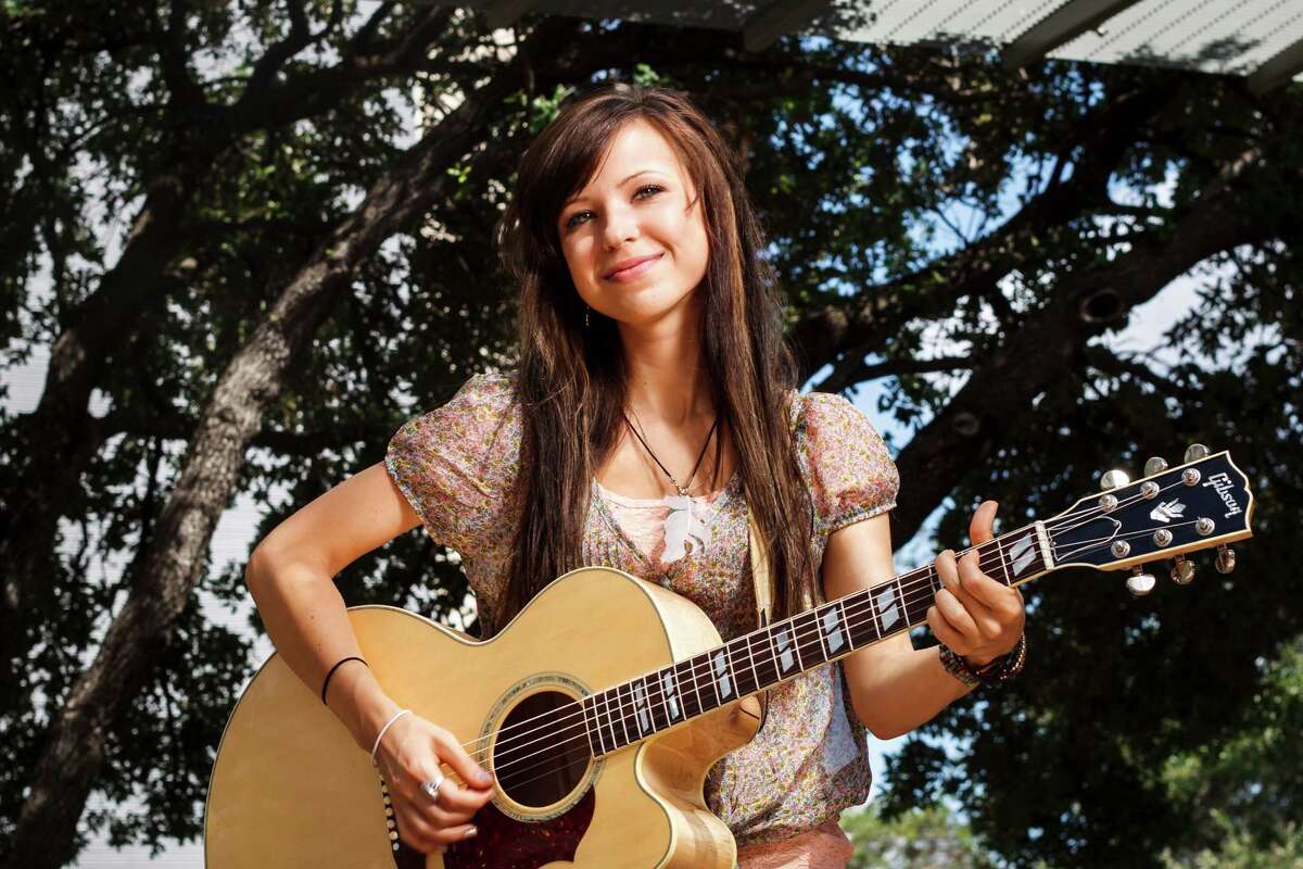 Savannah Berry: online today, on the charts tomorrow