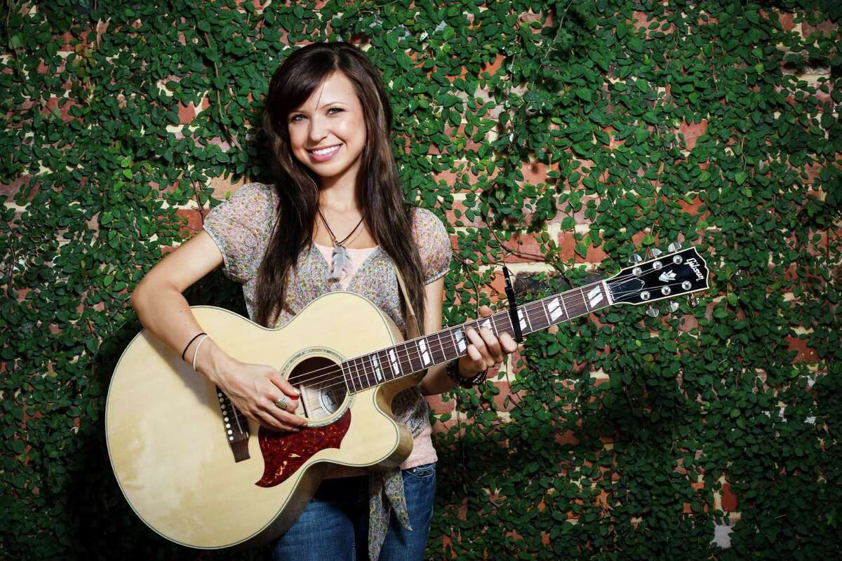 Savannah Berry: online today, on the charts tomorrow