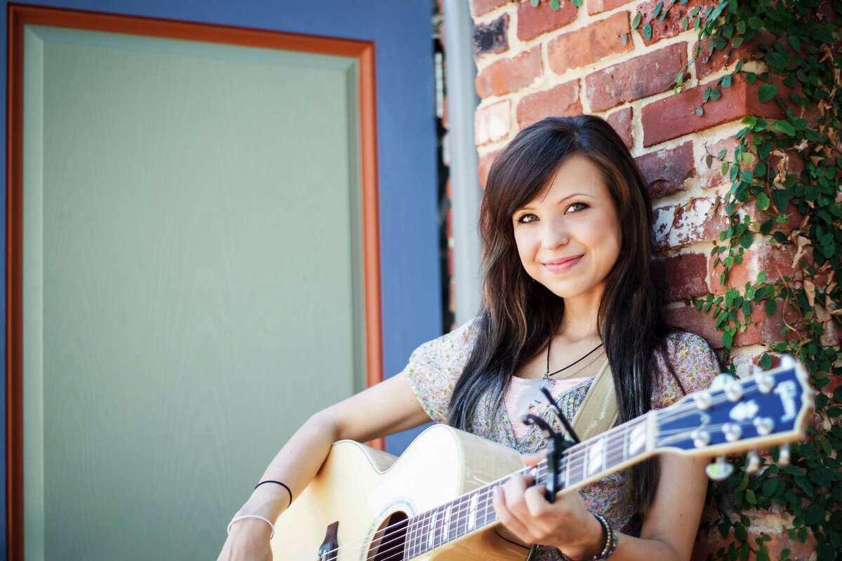 Savannah Berry: online today, on the charts tomorrow