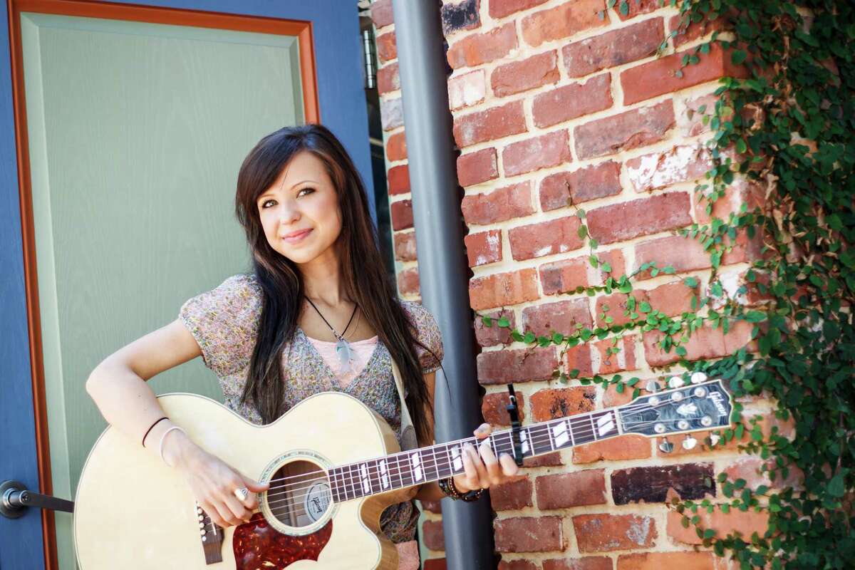 Savannah Berry: online today, on the charts tomorrow