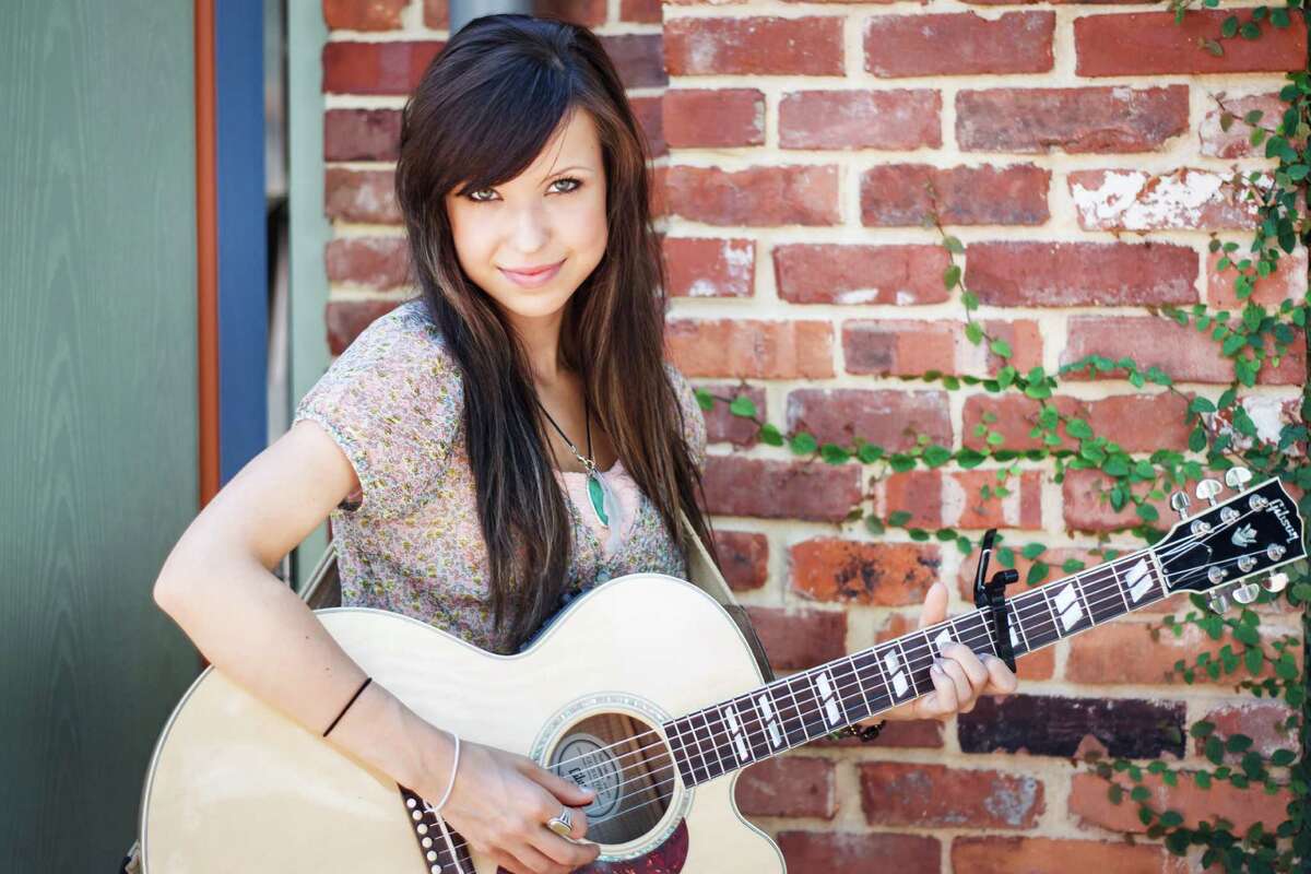 Savannah Berry: online today, on the charts tomorrow