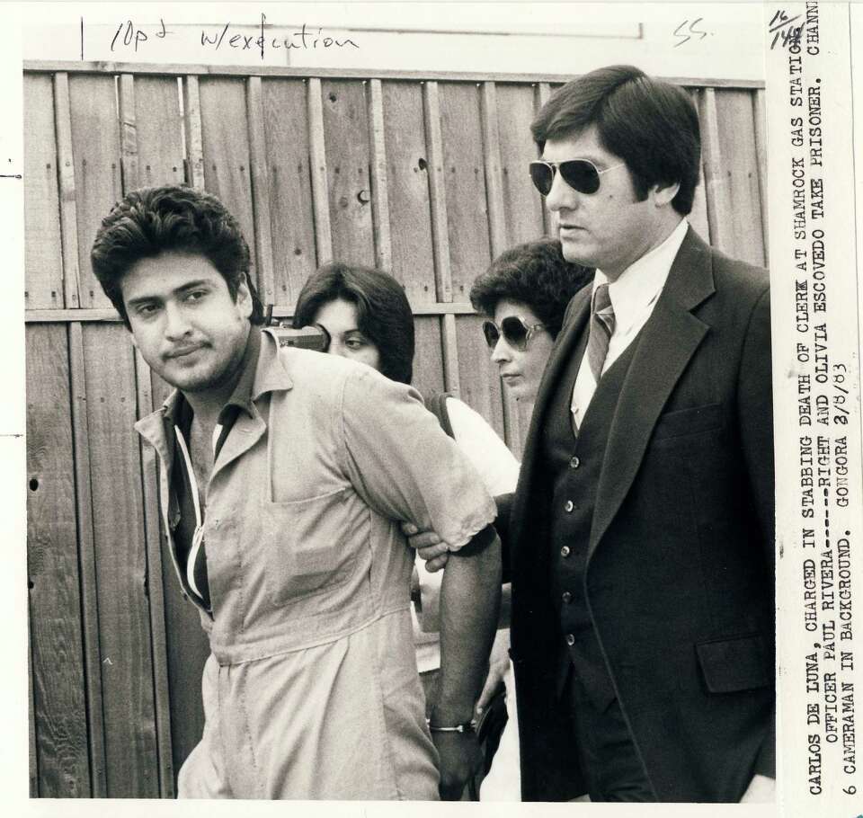 Houston cop killer Haynes granted stay of execution