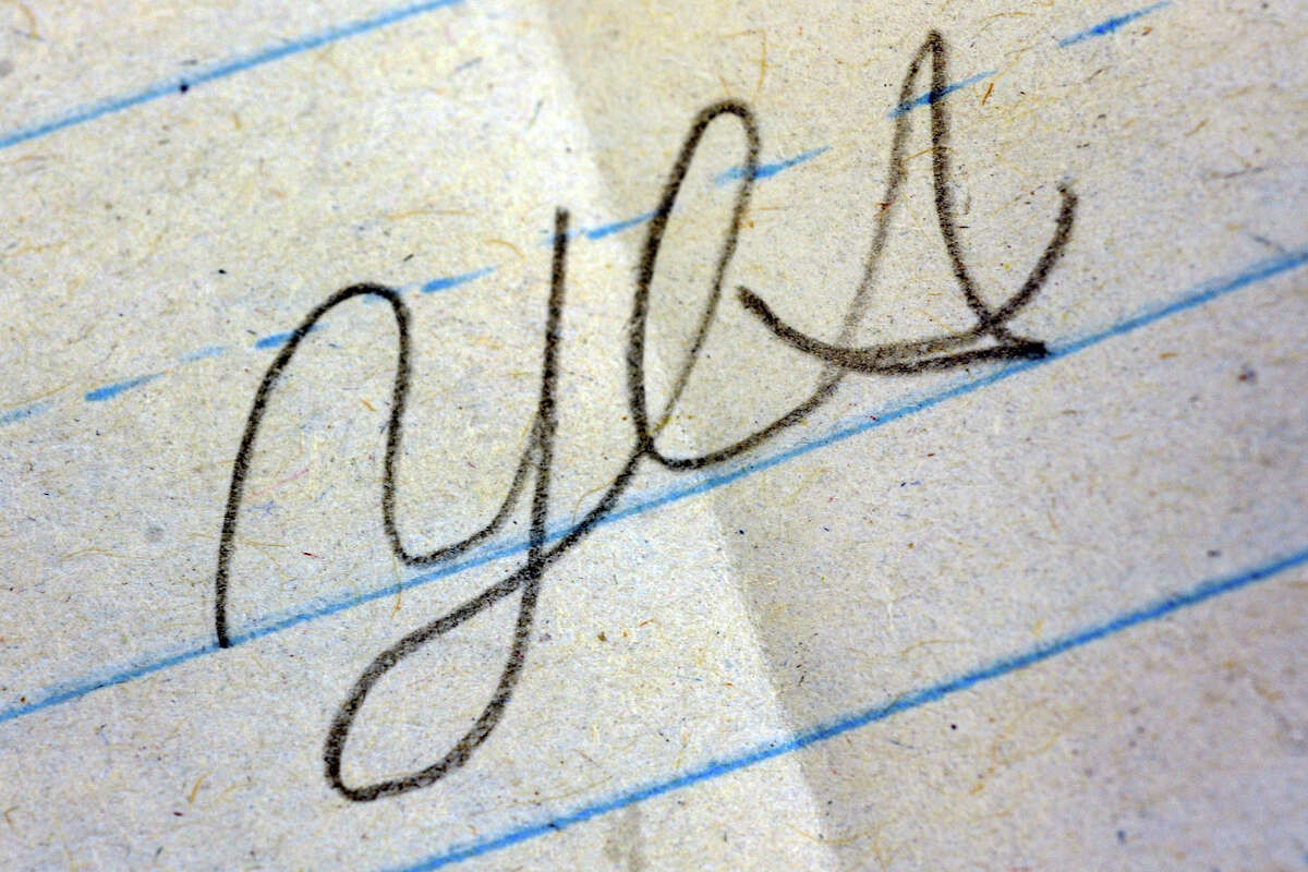 In computer age, teachers finding cursive not in the script