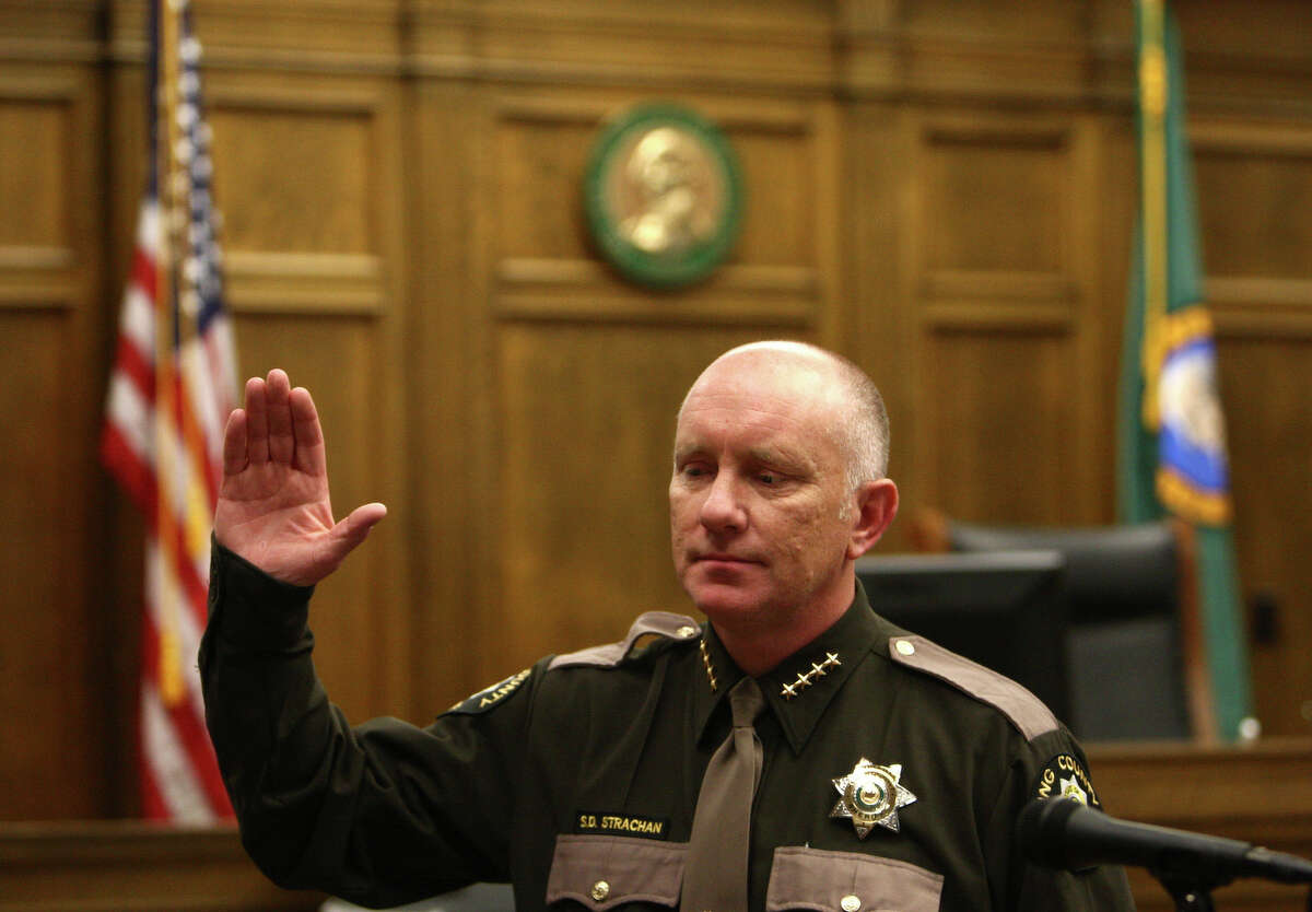 Sheriff Steve Strachan sworn in