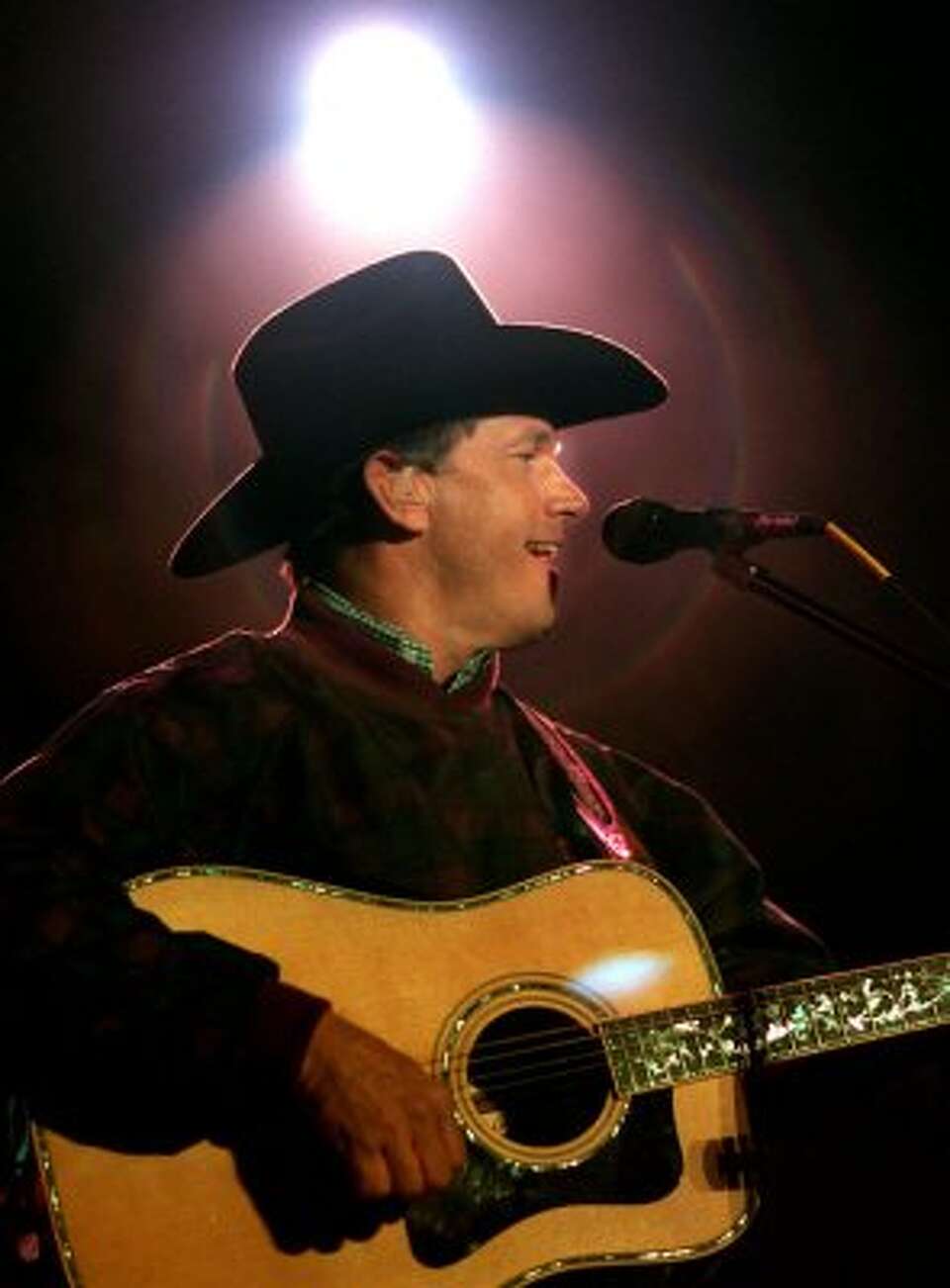 George Strait to debut new song on ACM Awards