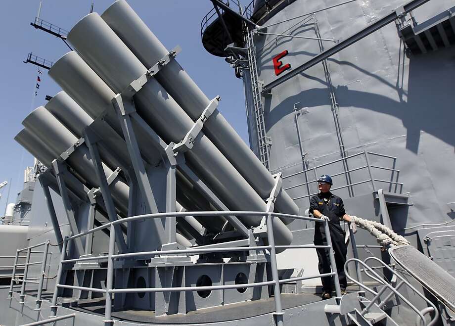 The Iowa, last U.S. battleship, leaving Bay Area - SFGate