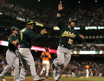 Barry Zito gets win in Bay Bridge Series opener