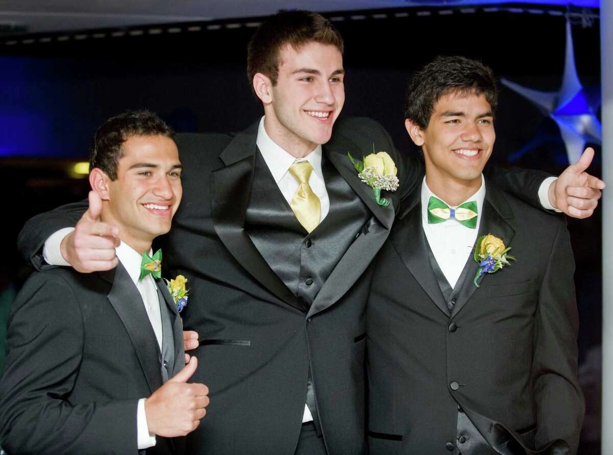 High school prom season heats up