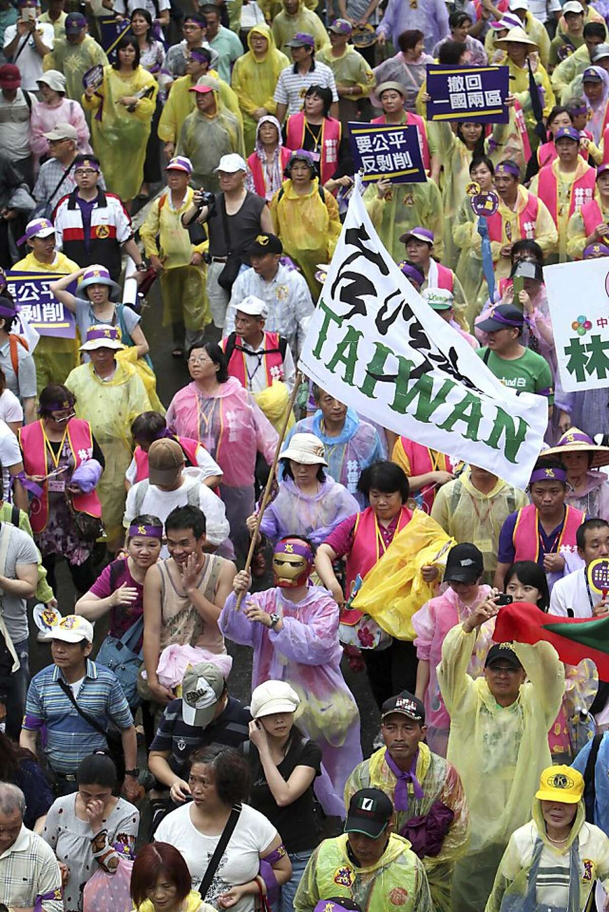 Thousands in Taiwan protest president's policies