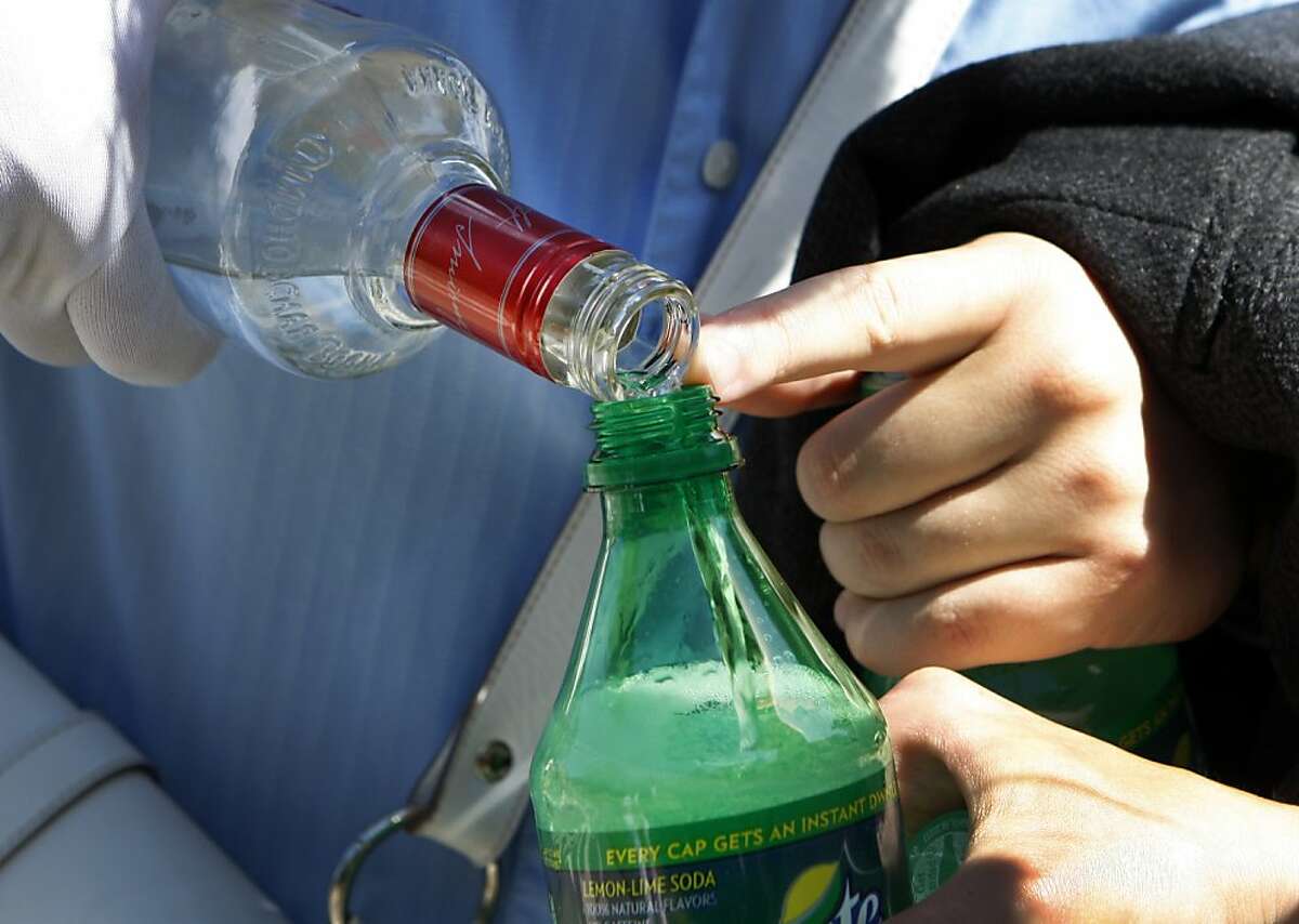 Bay to Breakers - sun, fun and a few fast runners