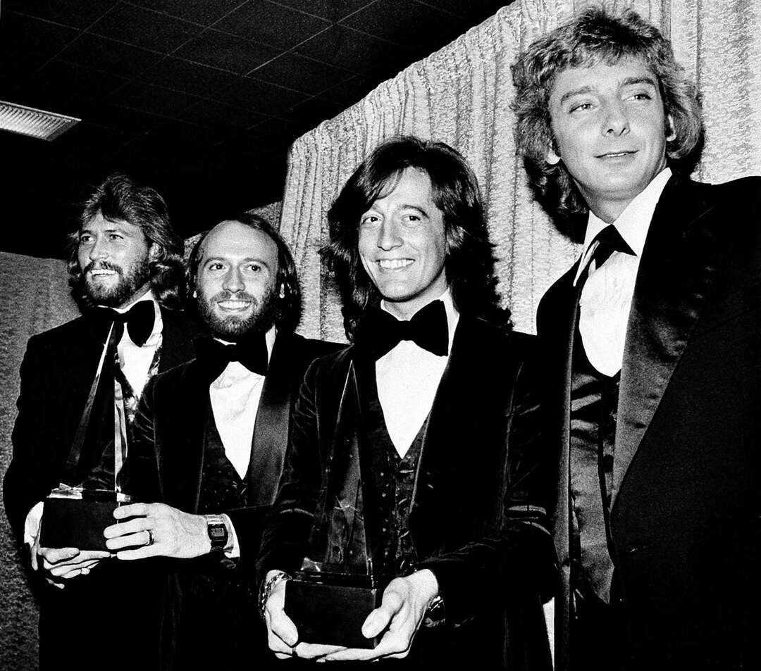 Bee Gees' Robin Gibb, 62, dies