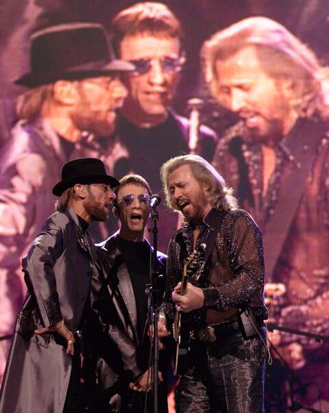 Bee Gees' Robin Gibb, 62, dies