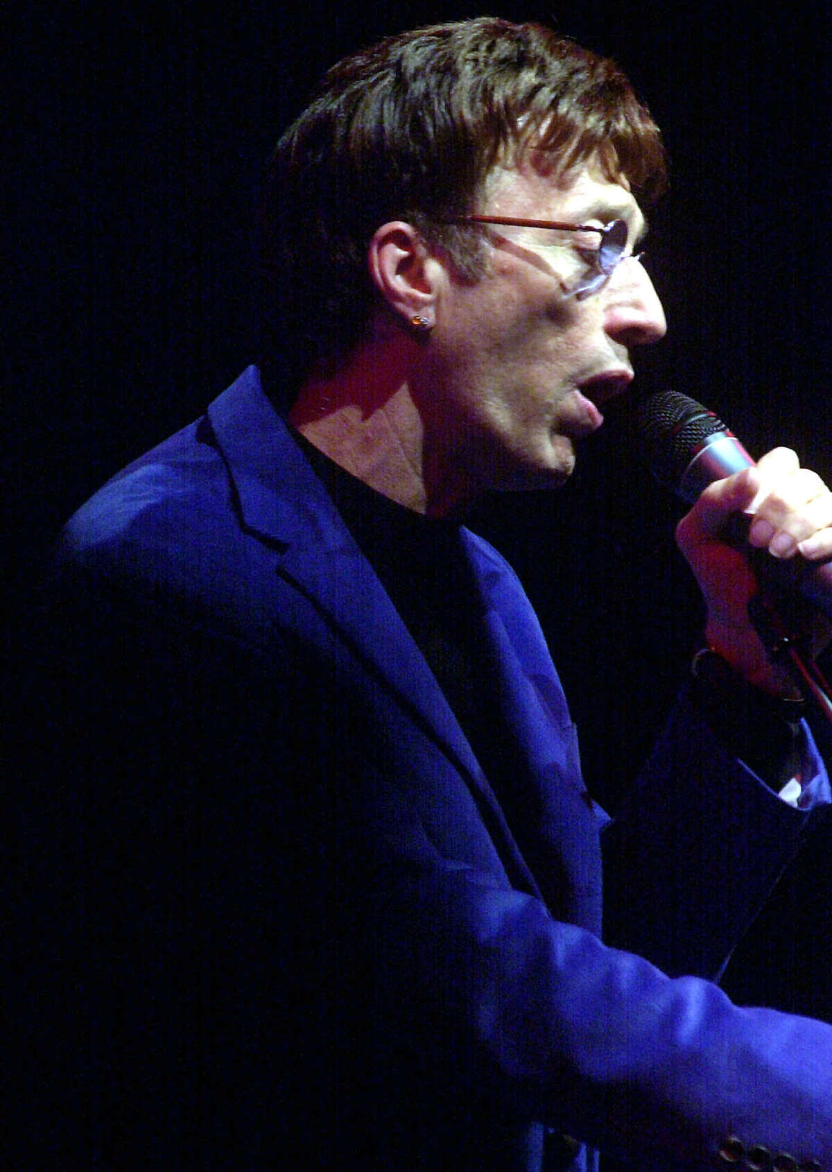 Bee Gees' Robin Gibb, 62, dies