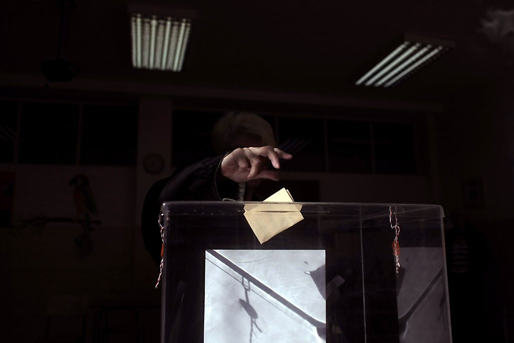 Nationalist Nikolic elected president of Serbia