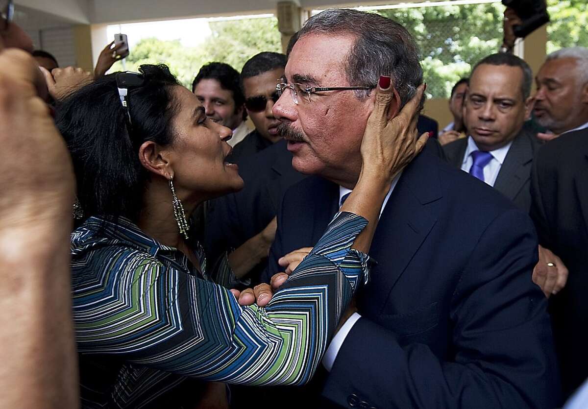 Ruling party leads in Dominican presidential vote