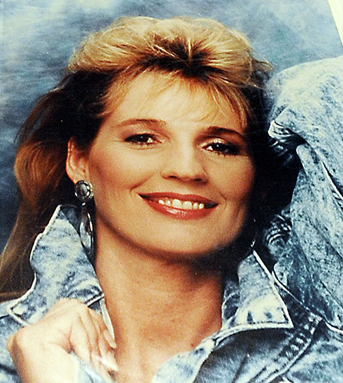 New sign for Kathy Page to go up along I-10