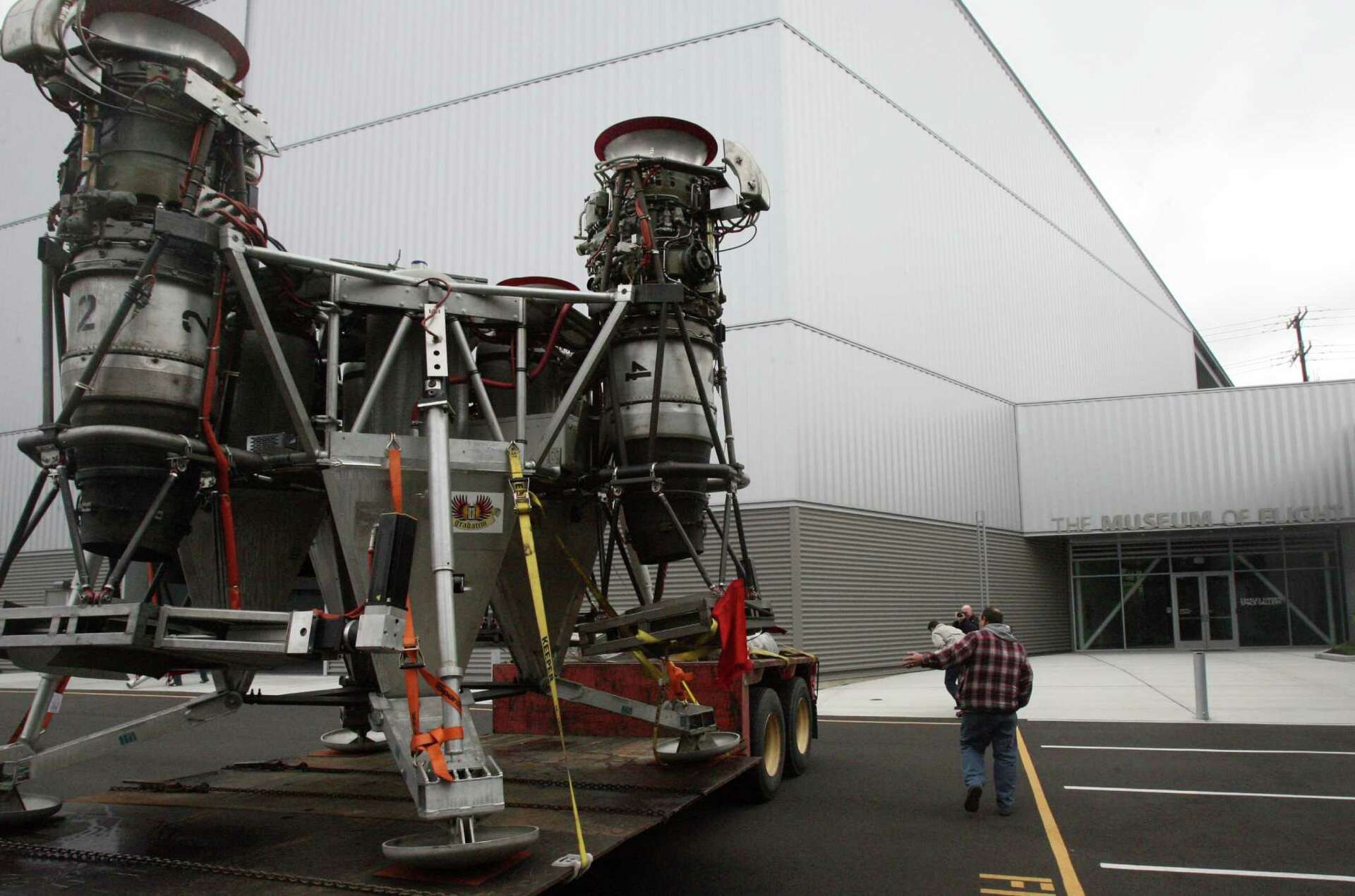 Blue Origin test craft lands in Museum of Flight's Space Gallery