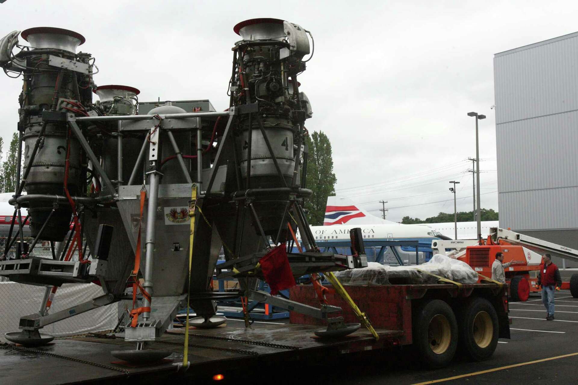 Blue Origin test craft lands in Museum of Flight's Space Gallery