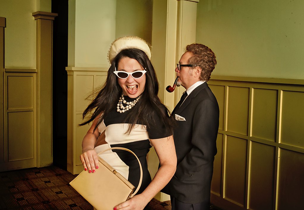 One-night stands, art on the go, Knife & Fork bytes