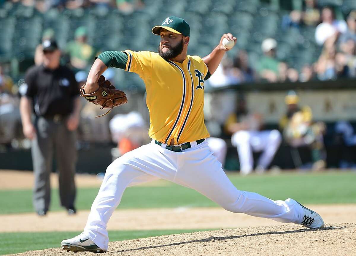 A's struggle at plate again, fall to Angels