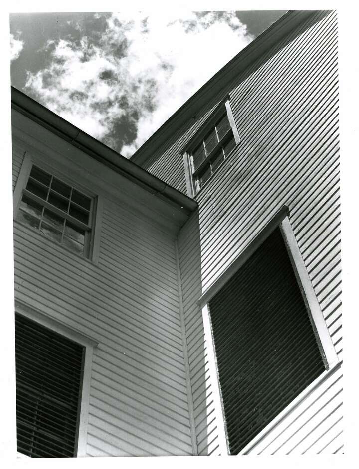 Photography exhibition captures the 'Promising Venture' of Shaker art