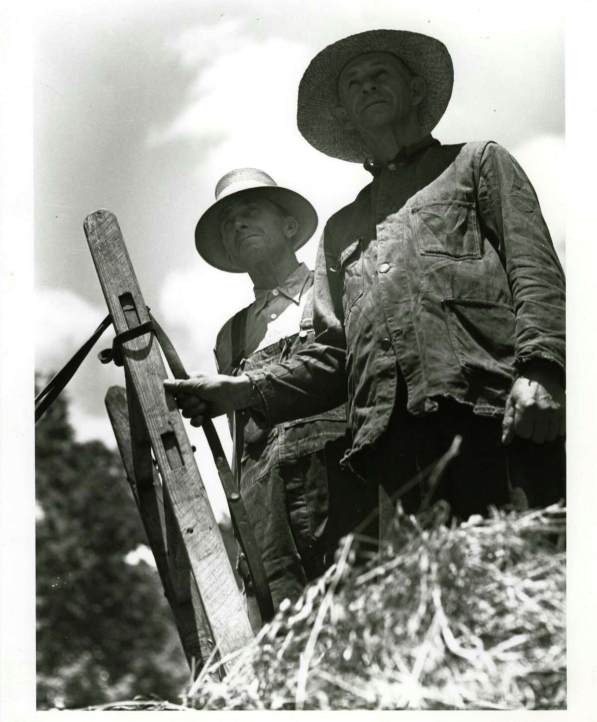 Photography exhibition captures the 'Promising Venture' of Shaker art