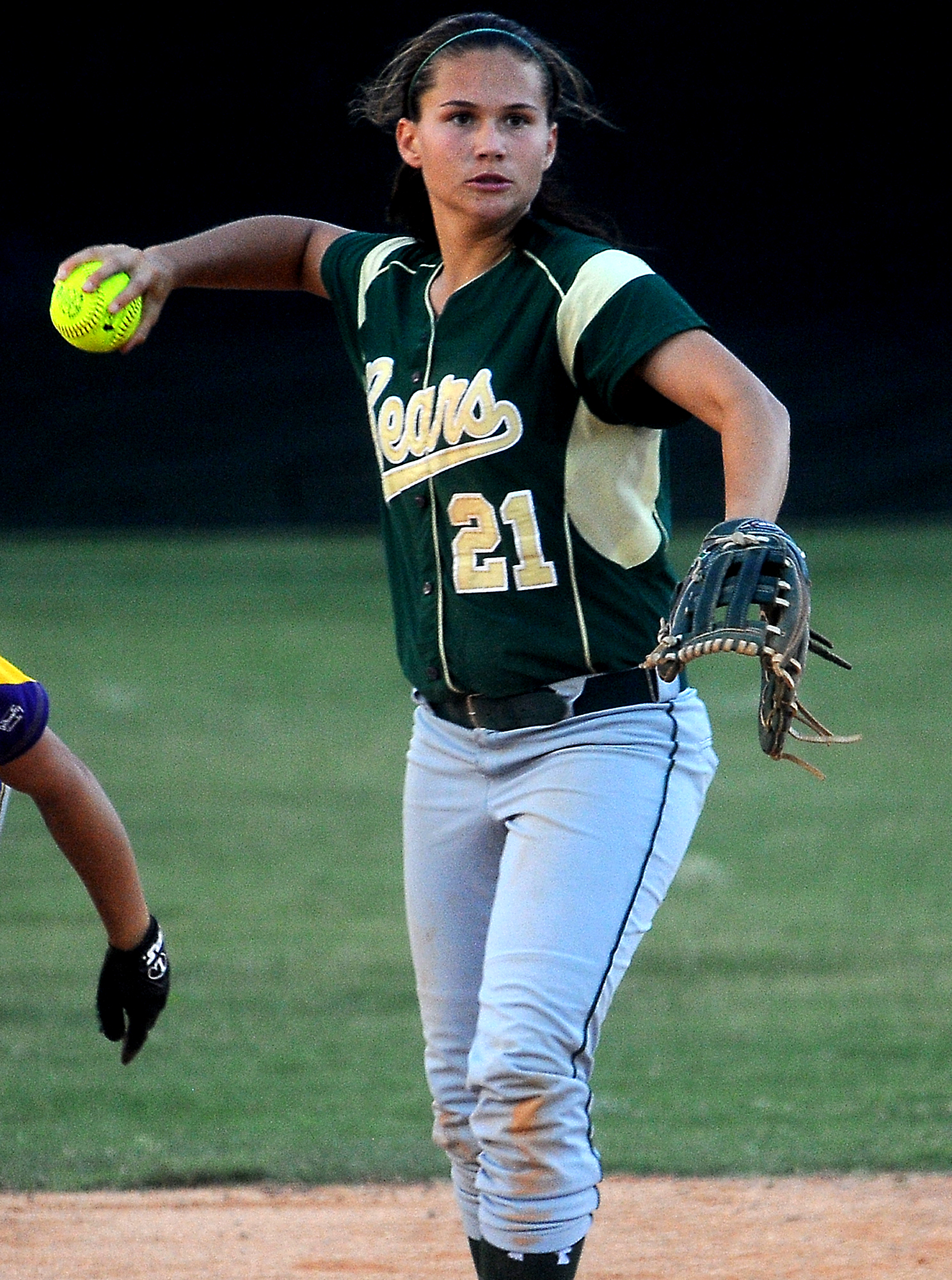 LC-M softball drops first game against Montgomery