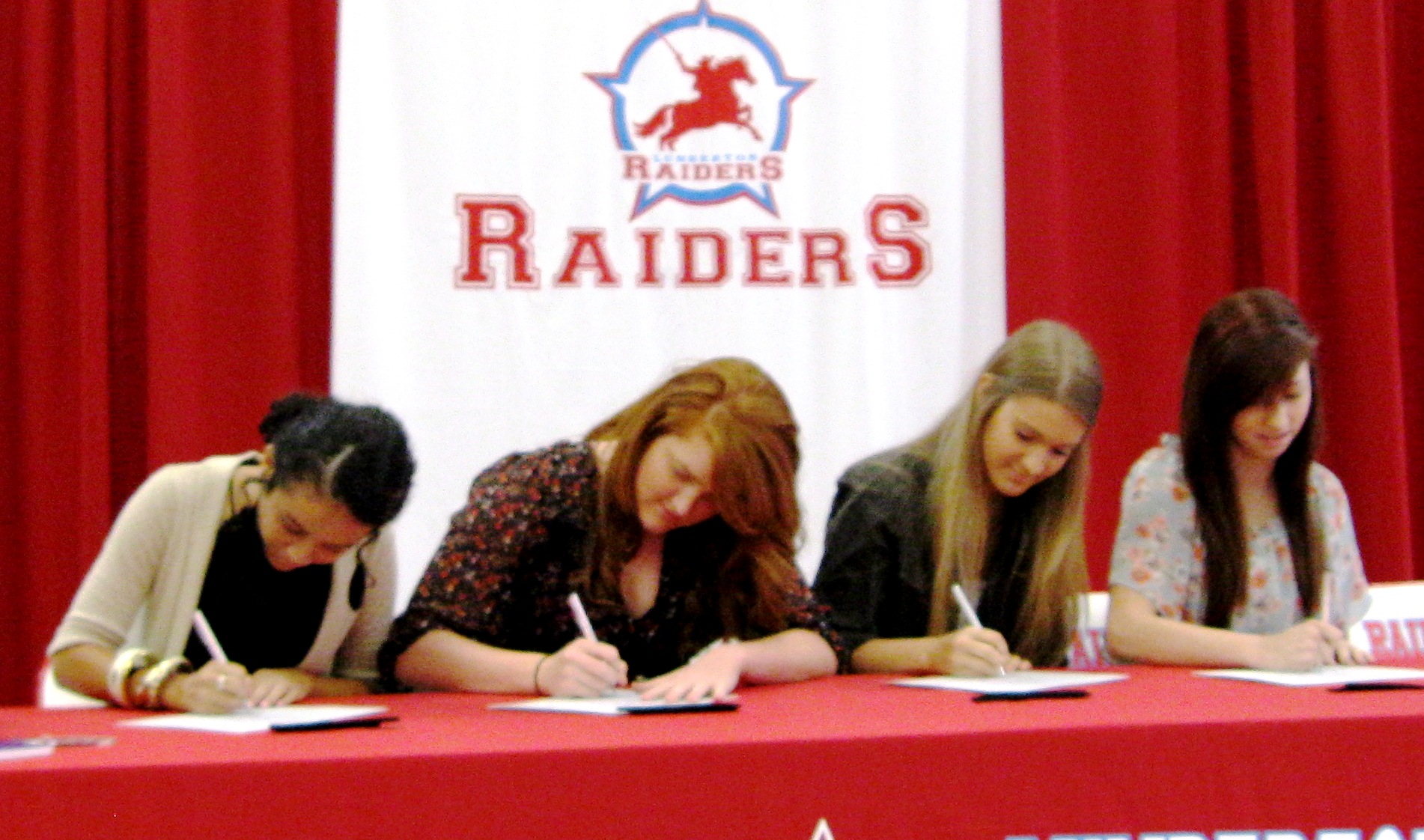 Lumberton students sign with SFA