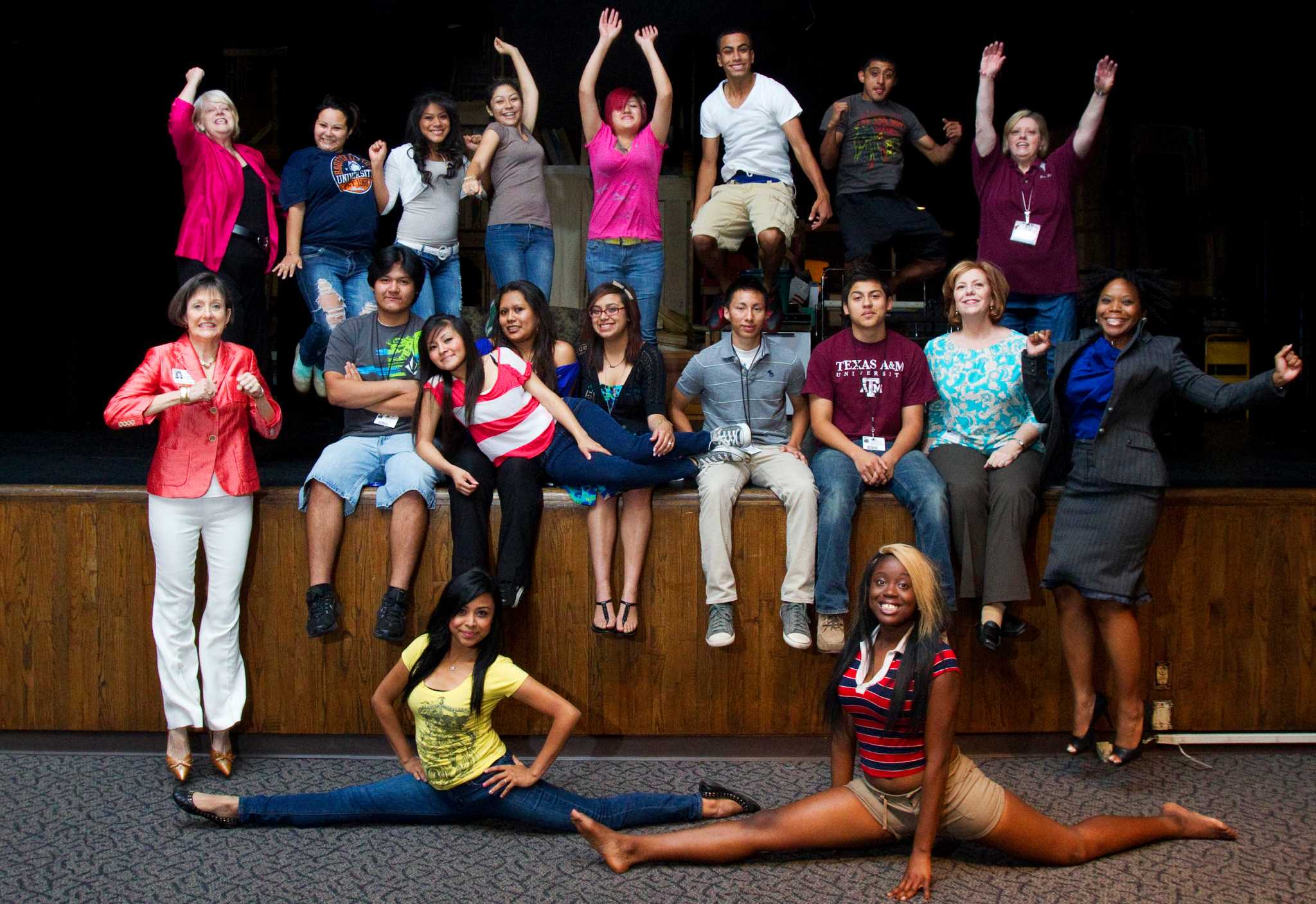 Mentors for at-risk students help open the door to college