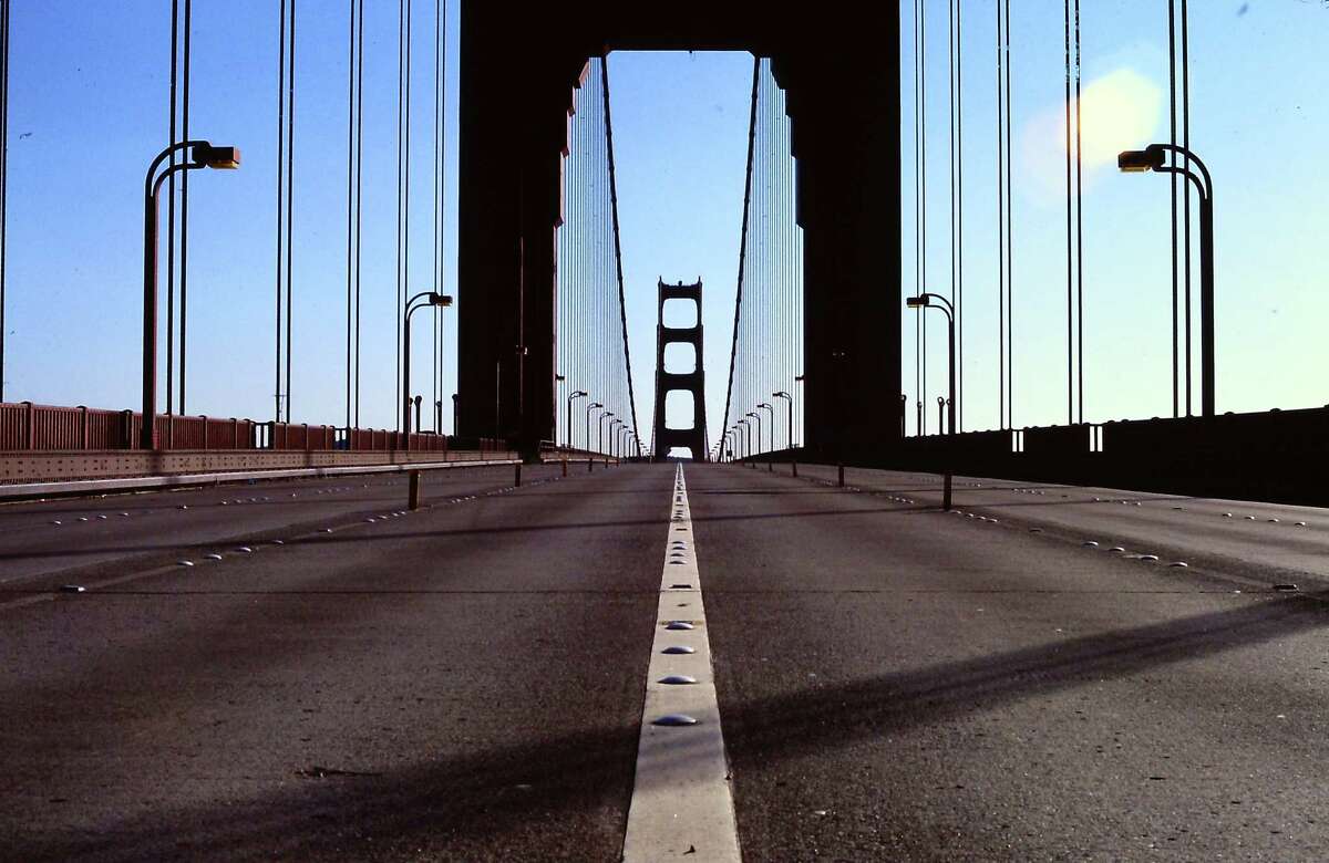Movable median barrier coming to Golden Gate Bridge