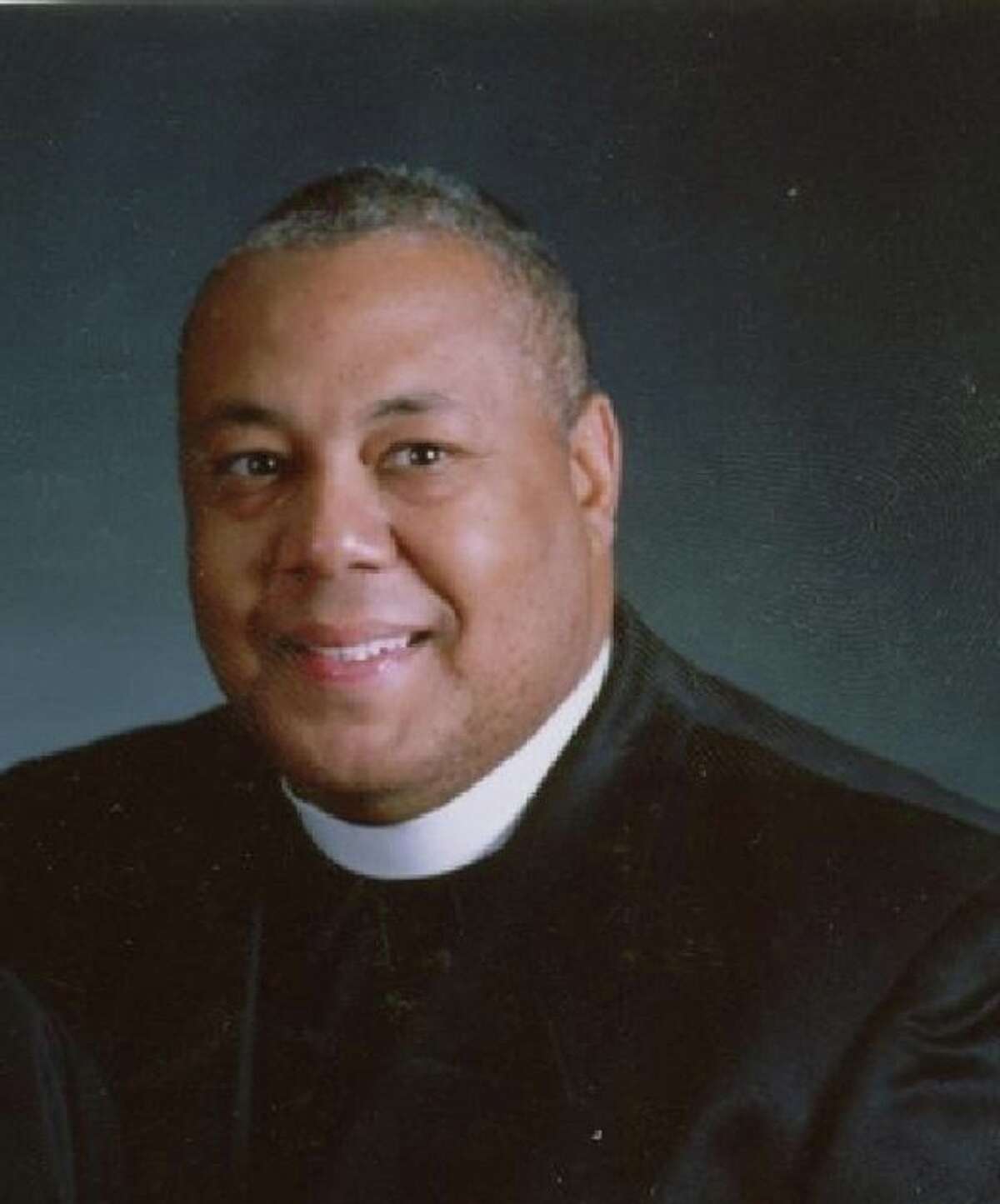 NAACP leader resigns