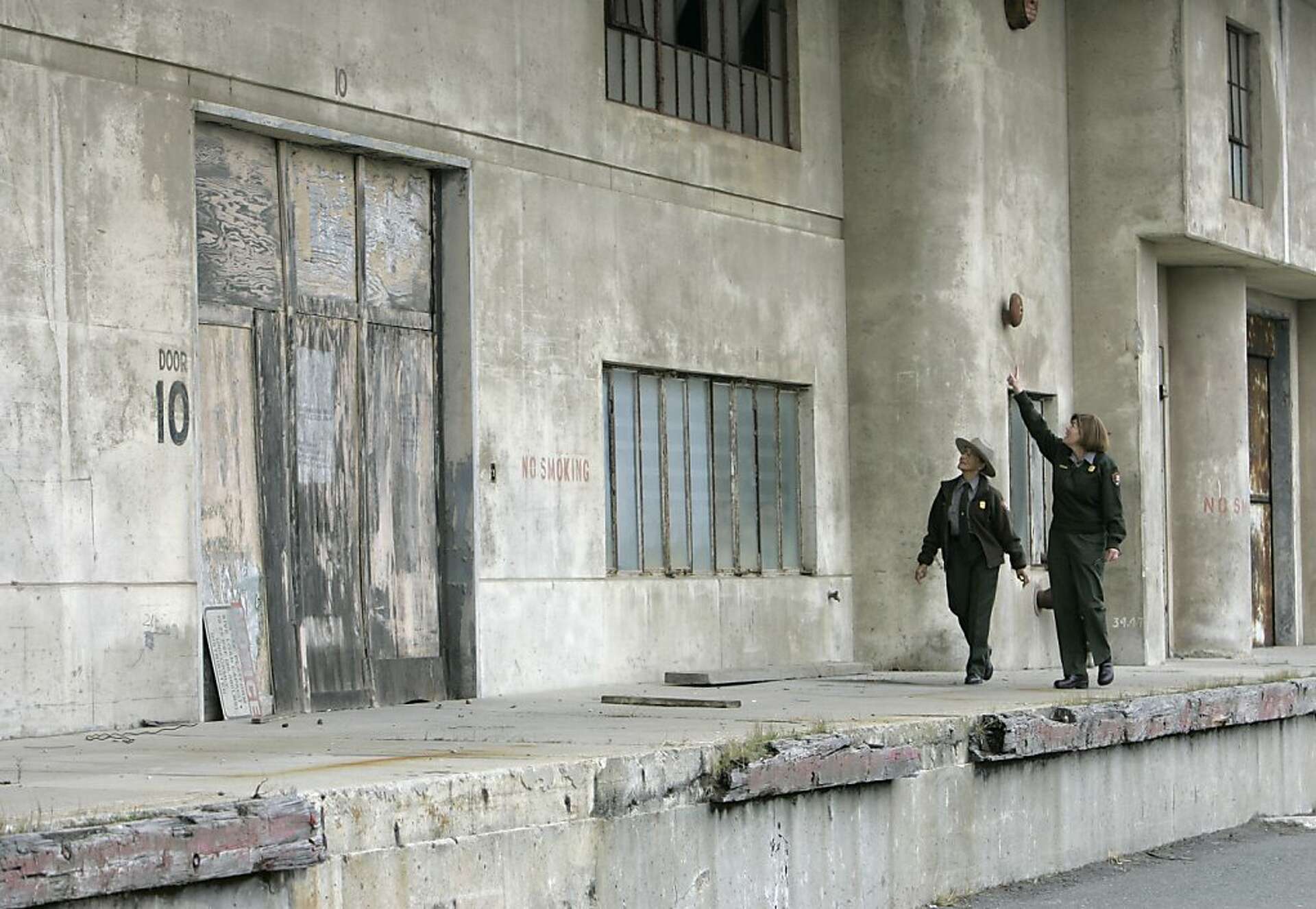 Obama to replace coin that robber took from park ranger, 94