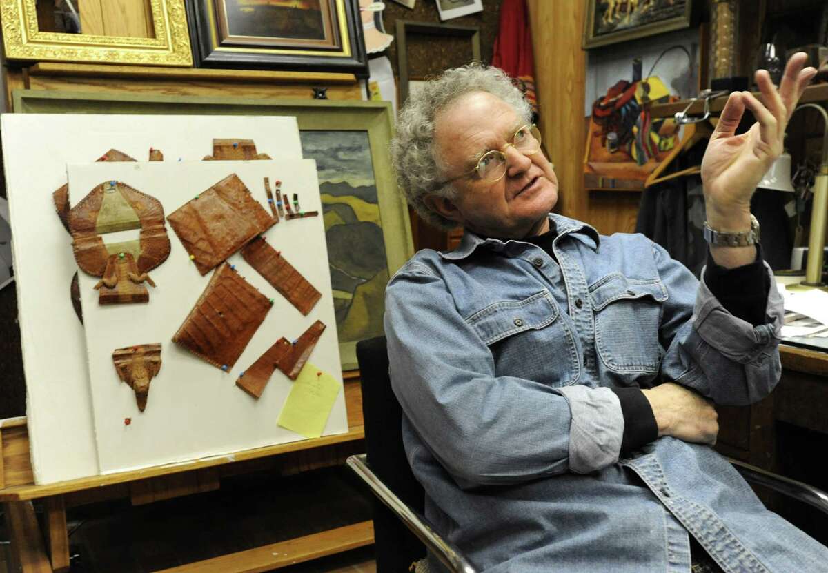 An art made of substance and shadows