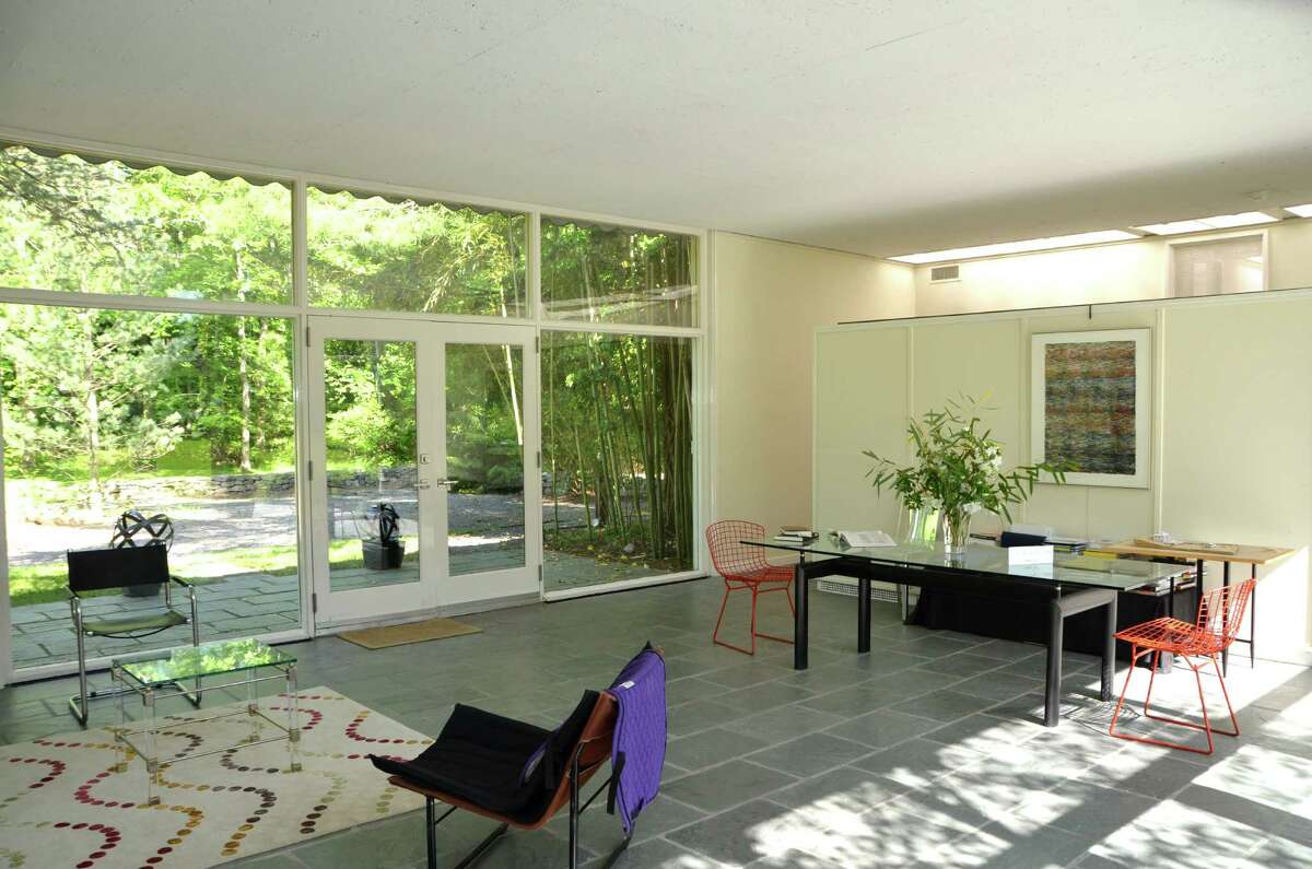Modern House tour gives celebrates town's mid-century moderns