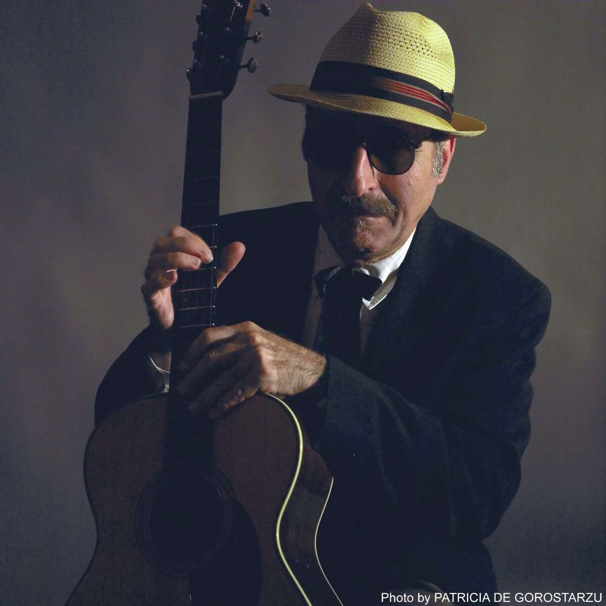 Leon Redbone dishes on today, celebrates yesteryear