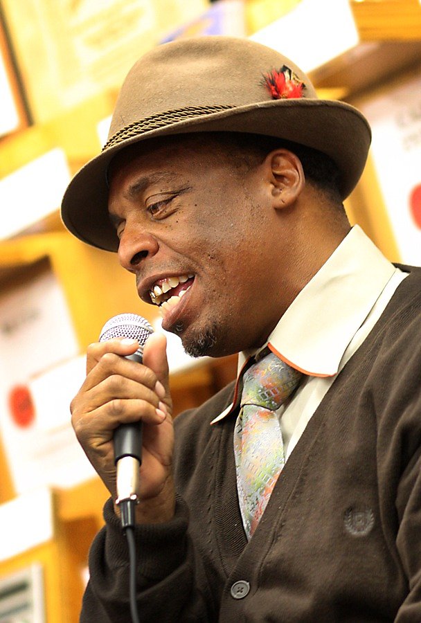 Alabama Mike's singing the blues full time