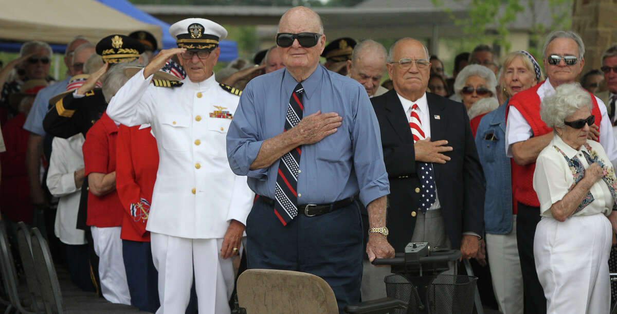 WWII soldiers honored by France for bravery