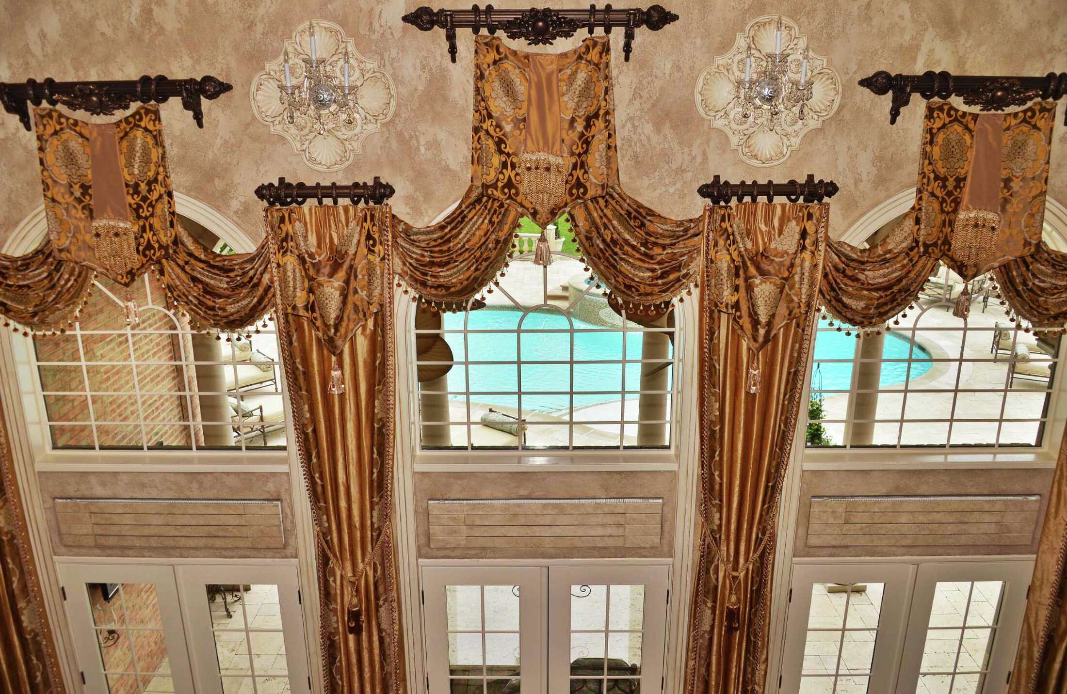 Glass frame