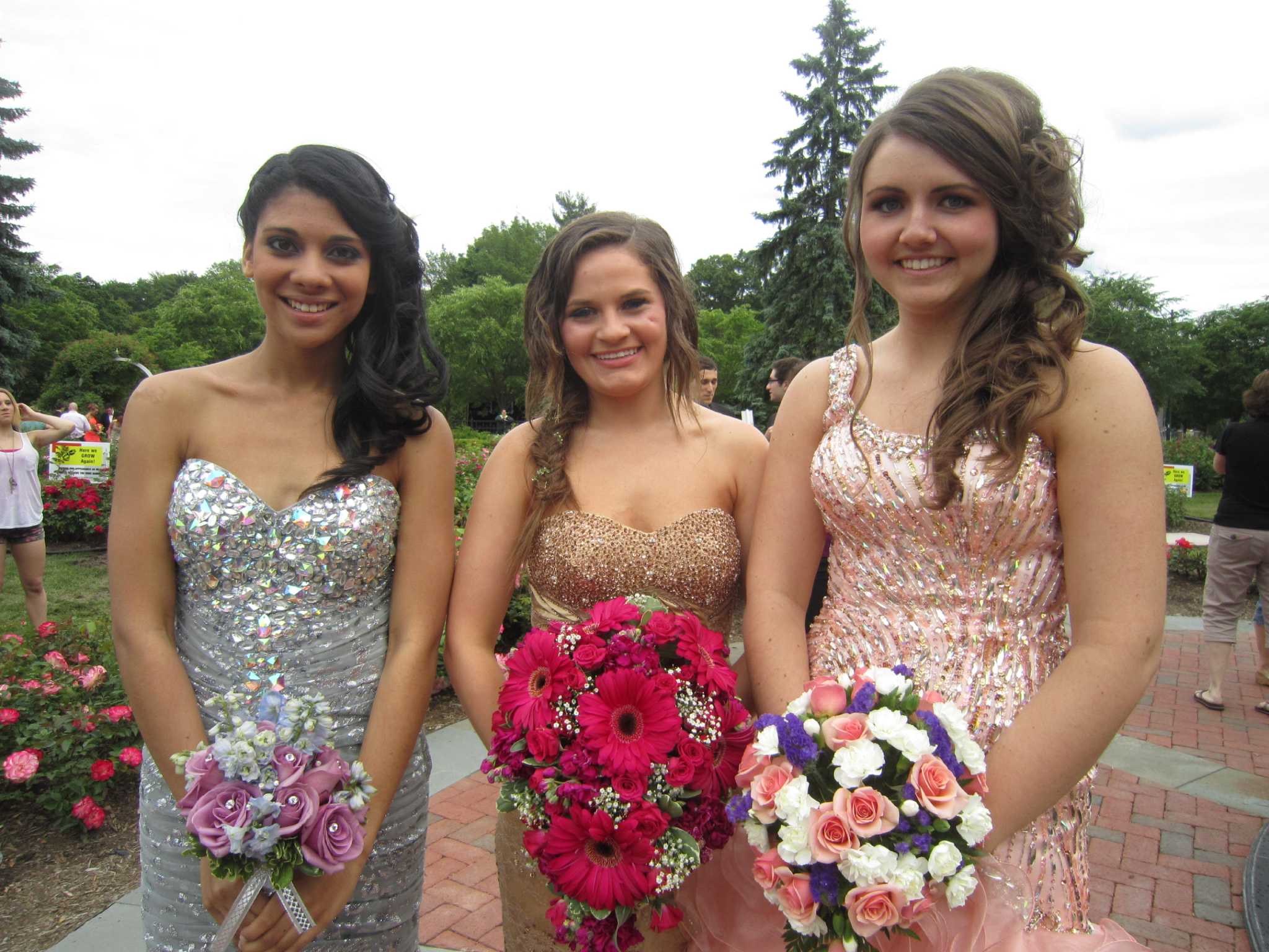 SEEN: Mohonasen Senior Ball