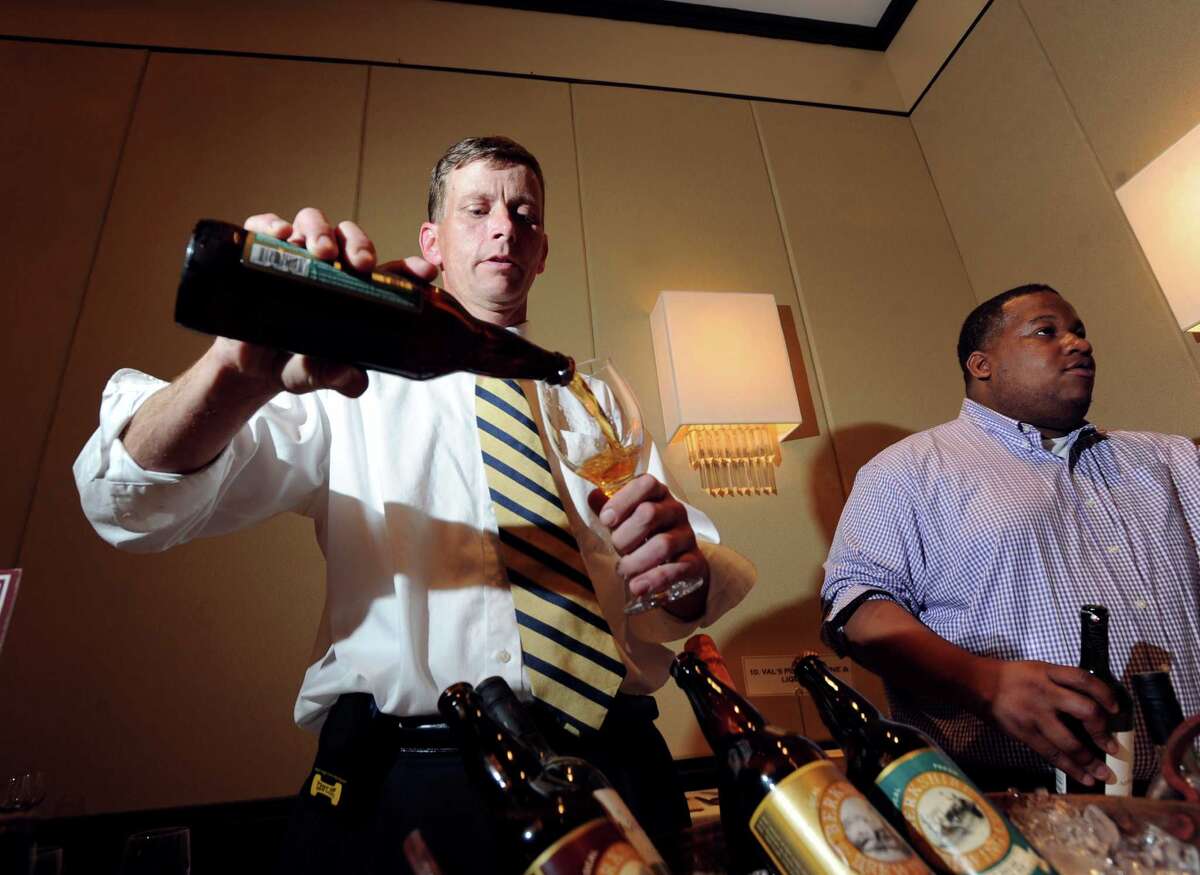 Hundreds attend Greenwich Chamber culinary event