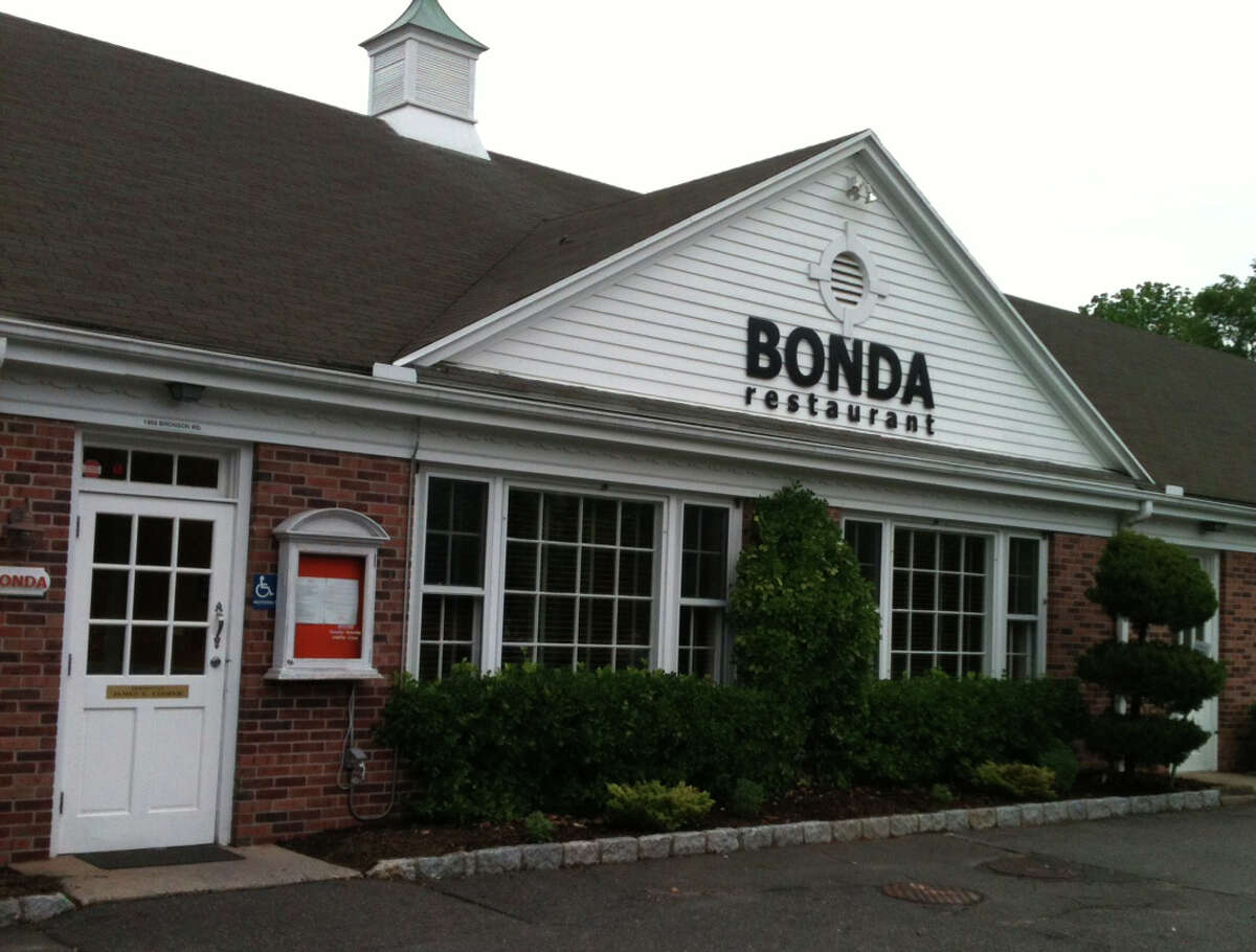 Restaurant wants part of Donnelly Walk for outdoor dining