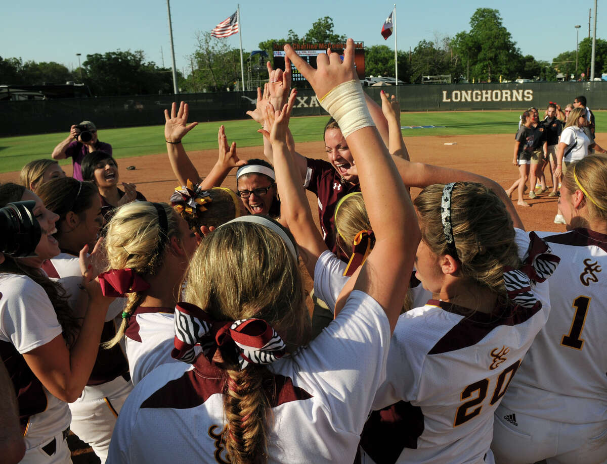 Deer Park tops Klein Collins to claim 5A softball title