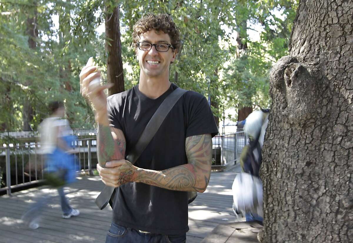 Anthony Ervin back in swimming after decade off